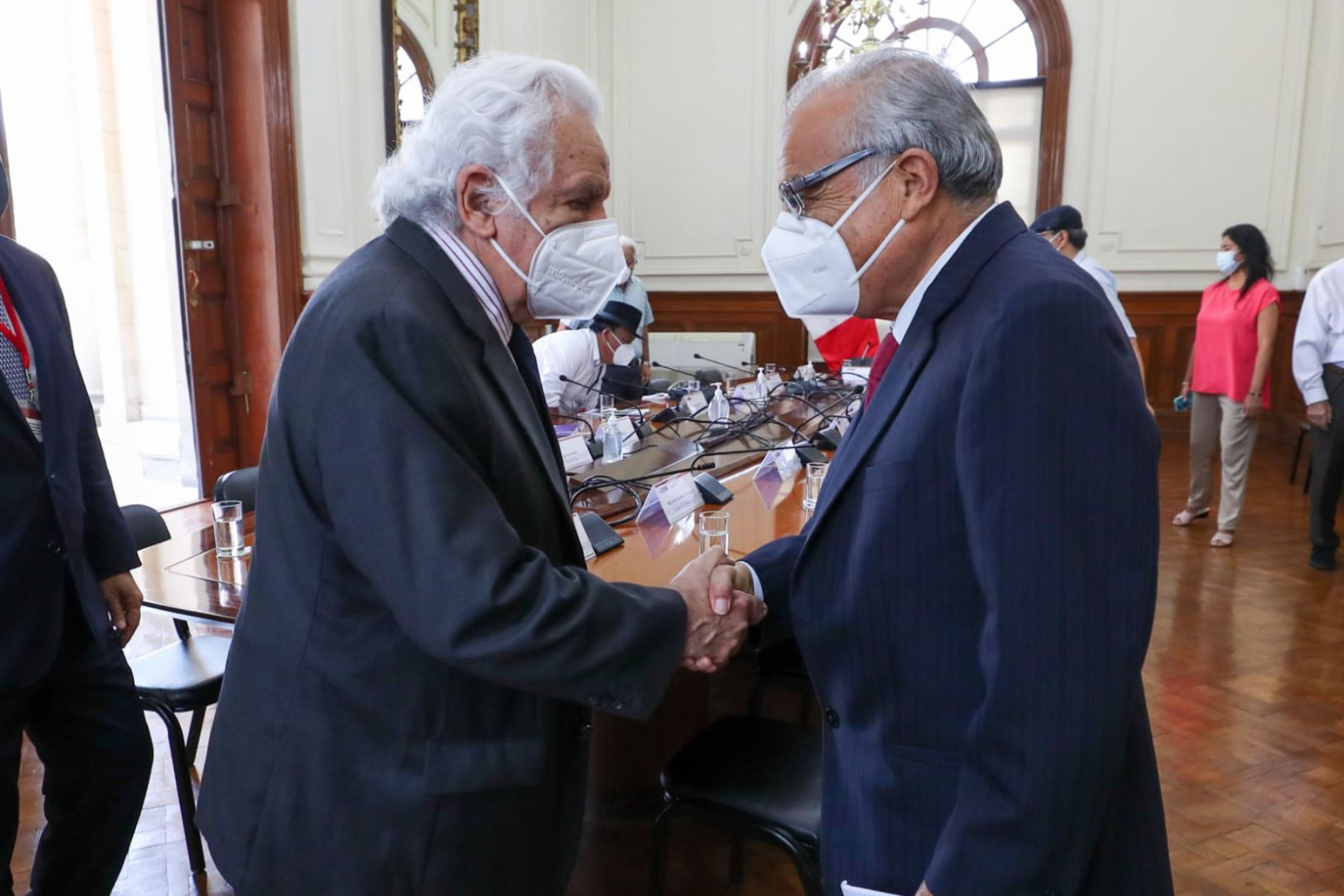 Aníbal Torres se reunió con secretario del Acuerdo Nacional